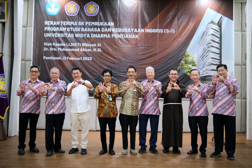 Home Home - Fakultas Ekonomi dan Bisnis – Universitas Widya Dharma ...